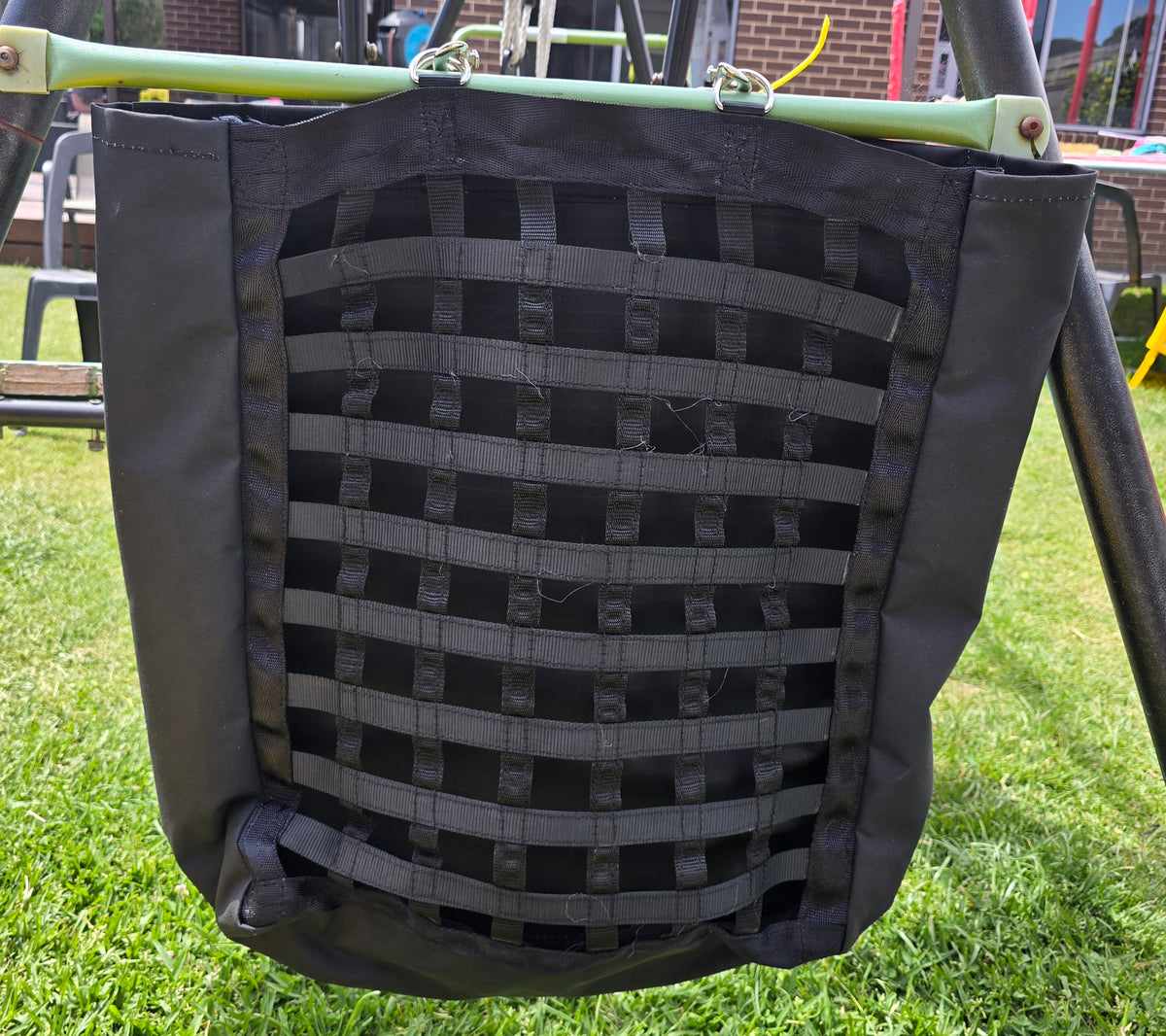 Square Slow Feeder – Murrong Equestrian
